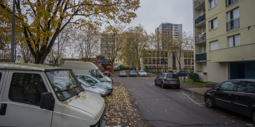 Val Fourré : des ateliers autour de la rénovation urbaine - La Gazette ...