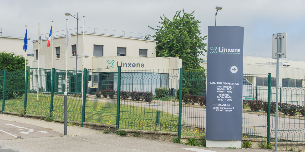 Linxens planche sur les cartes bancaires nouvelle génération - La ...